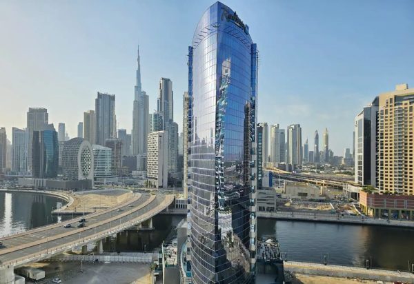 Dubai City Buzz – Feel the Magic of City Of Gold